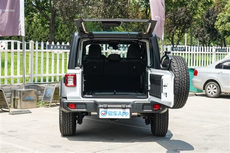 牧马人2 0T 罗宾汉四门版后备厢图片 汽车图片大全 易车