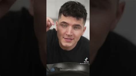 Ramen Crusted Pizzanick Digiovanni Youtube