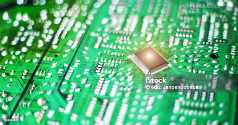 현대 도시 디오라마 및 전기 회로 기판 디지털 변환 추상 이미지 비주얼 0명에 대한 스톡 사진 및 기타 이미지 0명 Cpu