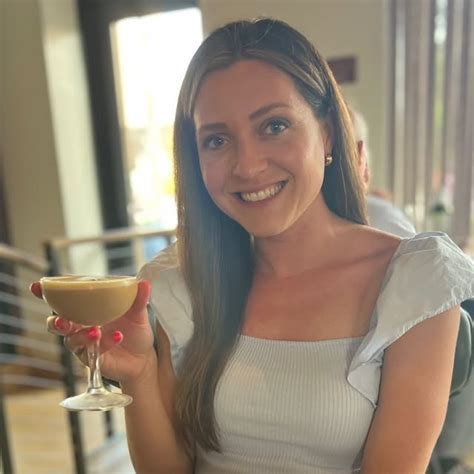 K E L S E Y L E H M A N N Kelseyldaul Threads Say More