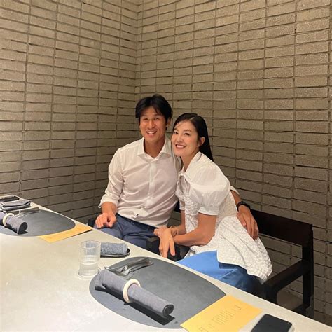 정조국 ♥김성은 허리 감싸 안고 찍은 투샷오랜만에 부부모임 Pickcon 정조국 ♥김성은 허리 감싸 안고 찍은 투샷오랜만에 부부모임 Pickcon