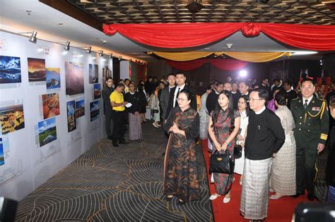 တရုတ်ပြည်သူ့သမ္မတနိုင်ငံတည်ထောင်သည့် ၇၅ နှစ်မြောက် အထိမ်းအမှတ်ဧည့်ခံပွဲအခမ်းအနားကျင်းပ နိုင