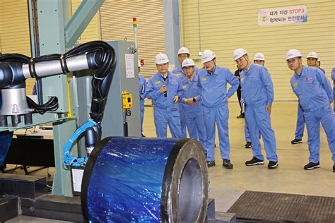 포스코 산화물 제거·라벨 부착에 협동로봇 도입