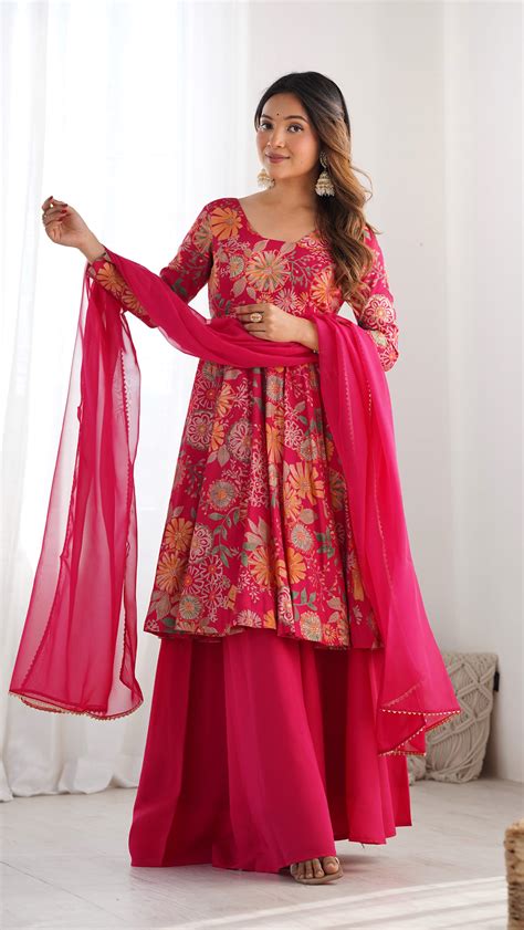 Hot Kurti Comment Link” To Get The Links In Your Dms 🔗 Note Make Sure You Are Following Me