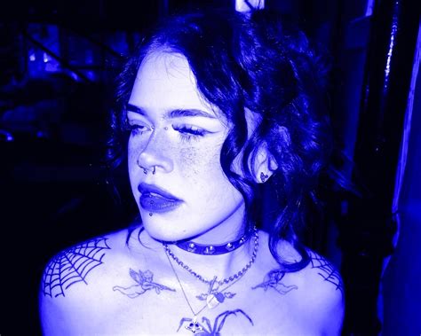 Tinkr Returns With The Heartfelt New Single Light • Lock