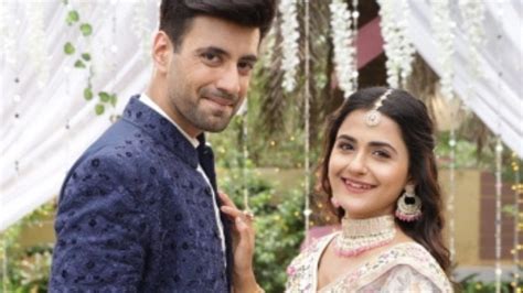 Yami Gautam Shaurya Aur Anokhi Ki Kahani Fame Karanvir Sharma
