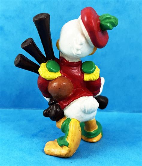 Mickey And Friends Bullyland Pvc Figure Scottish Donald Duck