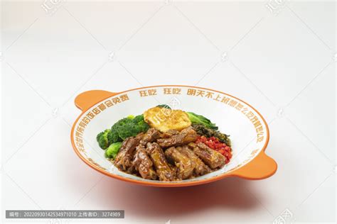 辣卤排骨盖饭中国菜系食品餐饮摄影素材汇图网