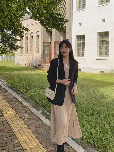 체리코코 [made Crko] 토피넛 셔링 원피스 가을 하객룩 셔링 라운드넥 롱 원피스