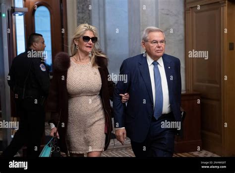 Sure Nadine Menendez Married Sen Bob Menendez For Love Political