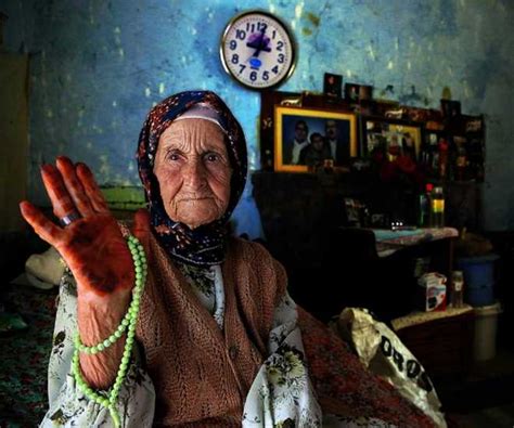 Где принимает бабушка гадалка бесплатно Как позвонить на номера гада Заговоры молитвы