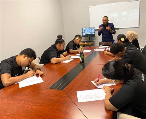 Shahbaaz Khan On Linkedin Restaurantcareers Employeeempowerment Customersatisfaction