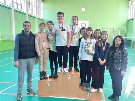 СУ Йордан Йовков гр Кърджали Коледен турнир по бадминтон се проведе в „Йовков“