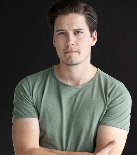 Justin Kelly Biography Age Height And Wife Mrdustbin