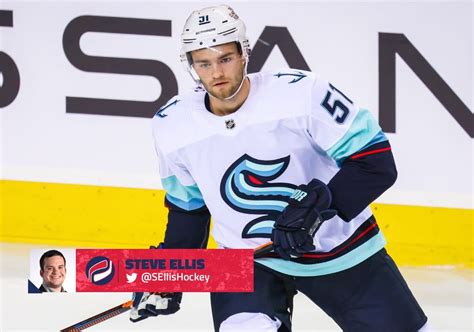 Nhl Prospect Roundup Shane Wright Is Dominating The Ahl