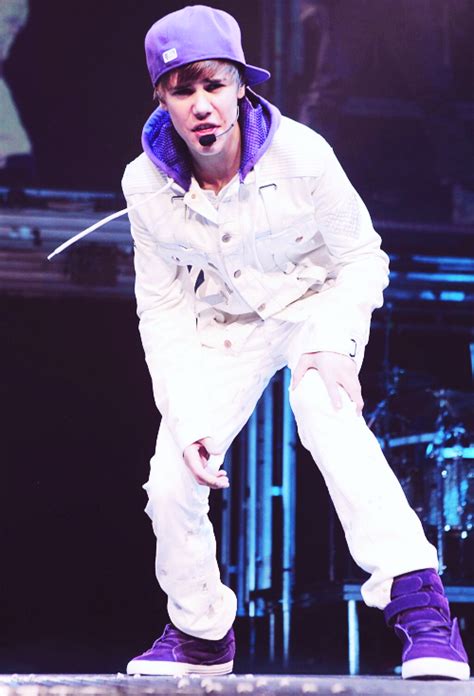 Justin Bieber White Outfit