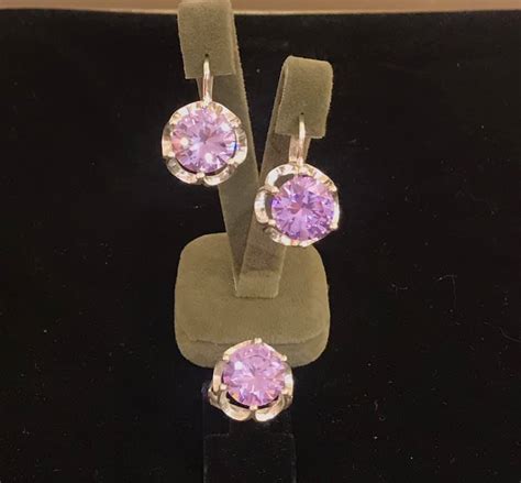 ვერცხლის სამკაულები Added A New ვერცხლის სამკაულები