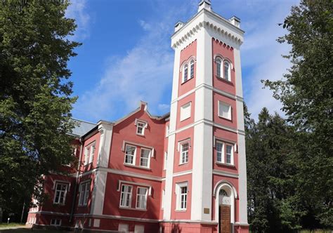 «Неизвестные маршруты России покажут боровичскую усадьбу «Гверстянка Gpvn Ru