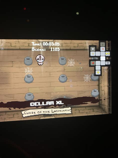 Smallest Xl Ever Scrolller