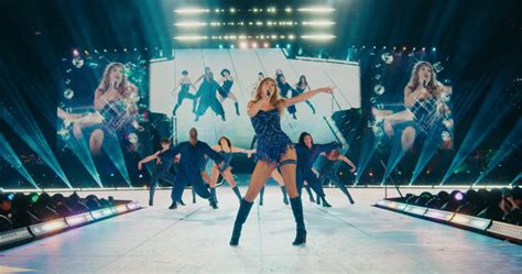 The Eras Tour Taylor Swift Dos Palcos Para As Telas Rock Cabeça