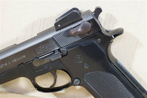Smith And Wesson Model 459 9mm Semi Automatic Pistol 4616669392