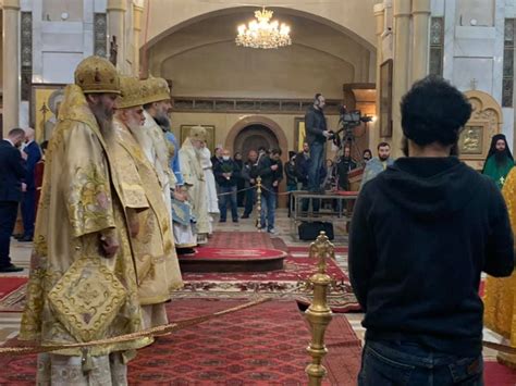 სამებაში წირვას ილია მეორეც დაესწრო Netgazeti • ილია მეორე • კორონავირუსი • საპატრიაარქო