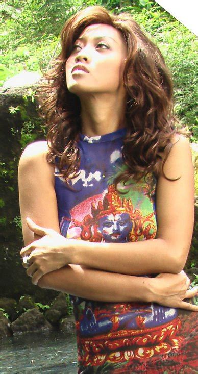 Tiara Lestaris For Women Only