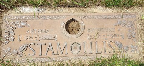 Antona Stamoulis 1922 1999 Mémorial Find A Grave