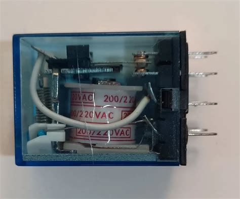 Poles DC Power Relay For Switching The Devices At Piece In New Delhi