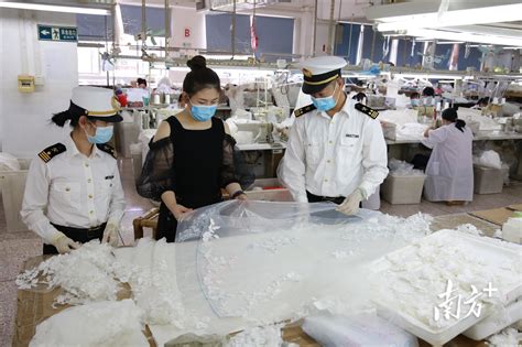 同比增821！今年潮州婚纱晚礼服出口量大增凤凰网广东凤凰网