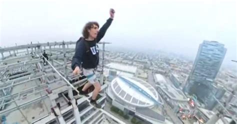 La Graffiti Tower Tightrope Walker Faces Lapd Criminal Investigation Cbs Los Angeles