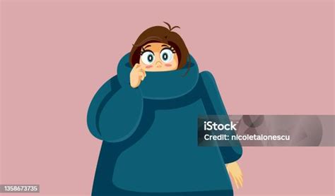 수줍은 내향적 인 소녀 숨기기 에 그녀의 대형 스웨터 벡터 만화 특대에 대한 스톡 벡터 아트 및 기타 이미지 특대 의류 개성 개념 Istock