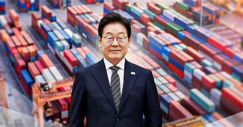 이 대통령 실용외교 중대 기로 24시간 보고 받는다