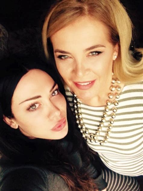 ყველაზე ლამაზი და ცნობადი დედა შვილები