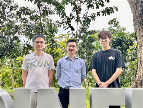 The Integration Of Perovskite Solar Cells With Resonant Photonics Research Communities By