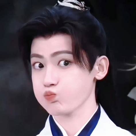 Tiểu Nãi Long Phun Lửa