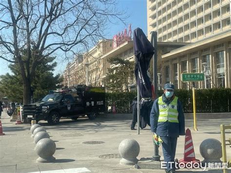 兩會召開前夕北京維安升級！ 特警戒備續採「閉環式管理」 Ettoday大陸新聞 Ettoday新聞雲