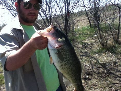 Bass Fishing Private Pond Youtube