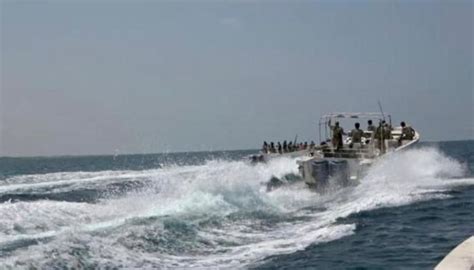 اليمن يعلن إنقاذ 6 فرنسيين وإيطاليين في البحر الأحمر صور صحيفة المقر