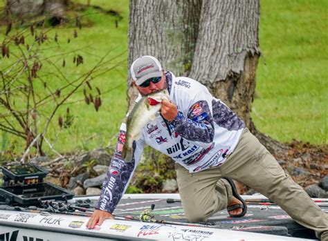 Fall Power Fishing With Cliff Crochet The Fishing Wire