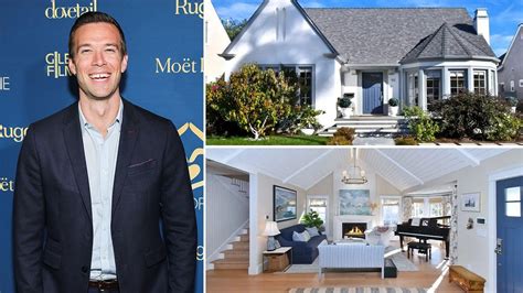 Podcaster Jon Favreau Lists His Los Angeles Home For 44m