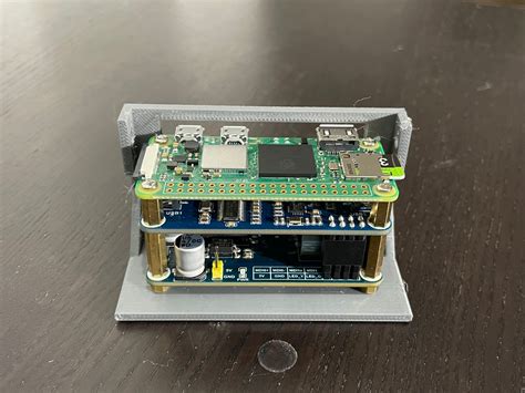 1U Rack Mount System For Waveshare PoE Ethernet USB Hub HAT For Pi Zero By David Truax