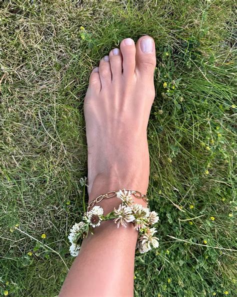 Irina Shayks Foot For The Feet Freaks Of The Day