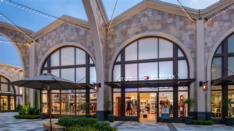Tommy Hilfiger汤米·希尔费格折扣店奥特莱斯正品折扣店 比斯特上海购物村（奕欧来）官网