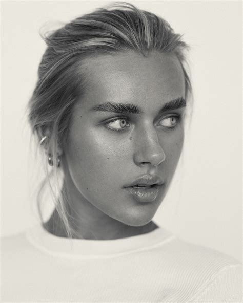 Model Test Behance
