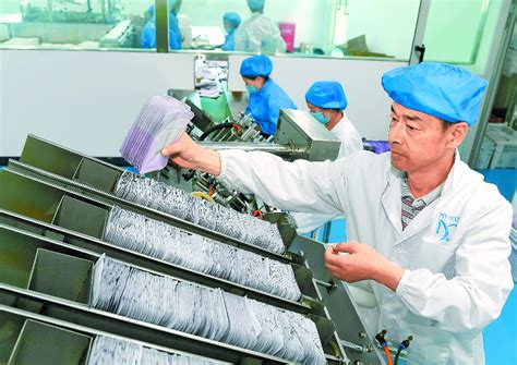 坚决打赢脱贫攻坚战低氘水产品生产带动贫困户就业 天山网 新疆新闻门户