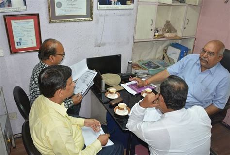 सेक्सोलॉजिस्ट एसके जैन और एके जैन के पास डॉक्टर की डिग्री ही नहीं बिना