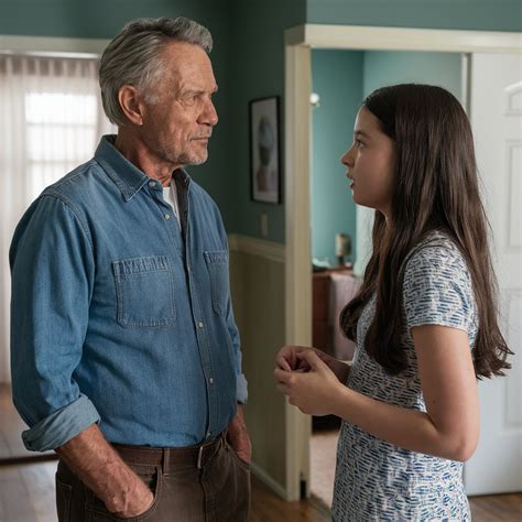 Мащехата ми ме накара да спя в барака и даде стаята ми на децата си — майка ми веднага я върна