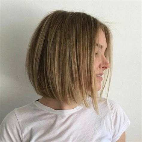 7 Model Rambut Layer Medium Kekinian Yang Sesuai Bentuk