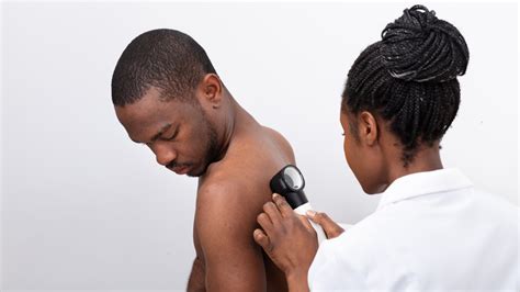 Heres What Causes Your Back Breakouts And How To Treat Them